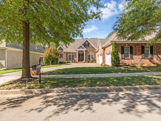 639 Band Dr
