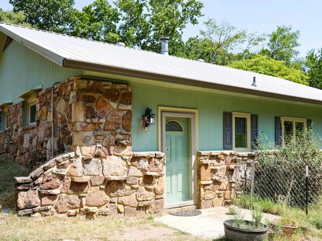 639 E Campground Rd, Ash Flat, AR 72513