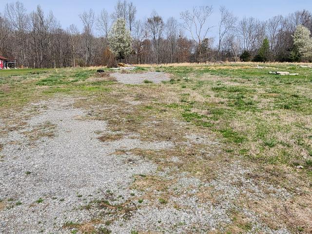 639 Houston Fielder Rd, Clarksville, TN 37043 | MLS #3148 | Compass