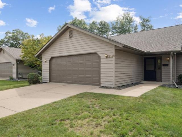 639 HI Park Ave, Red Wing, MN 55066