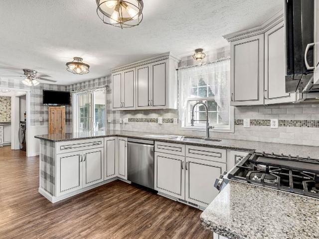 639 Megan Drive, Manchester, US, NH