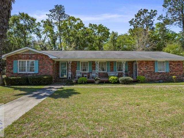 639 S Wayne St, Jesup, GA 31546