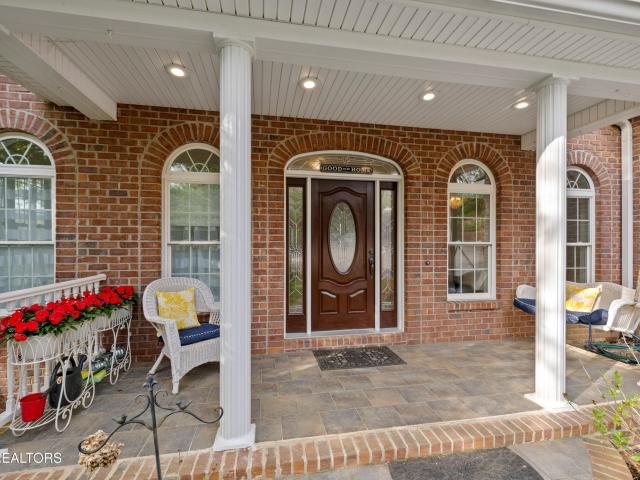 639 S Arch Rock Dr, Sevierville, TN 37876 | MLS #3311