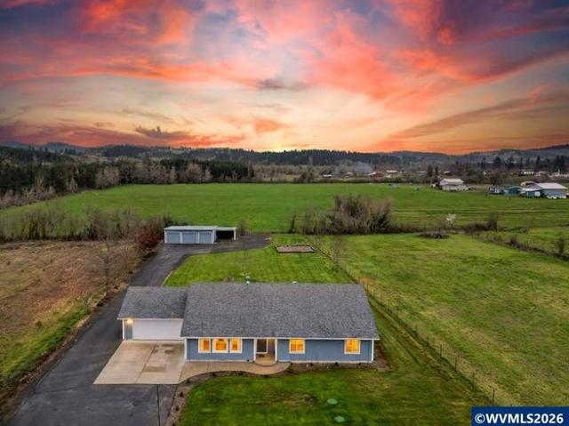 639 SW Oakdale Ave, Dallas, OR 97338