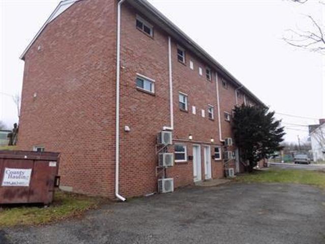 639 Russian Street 1 Bedroom Apartment for Rent at 639 Russian St, California, PA 15419
