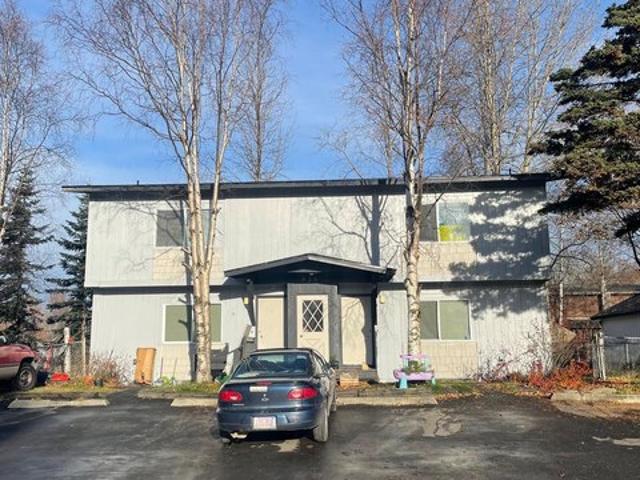 639 W 75th Ave, Anchorage, AK 99518