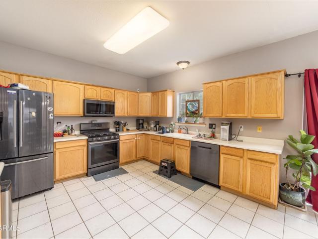 639 w old territory trail