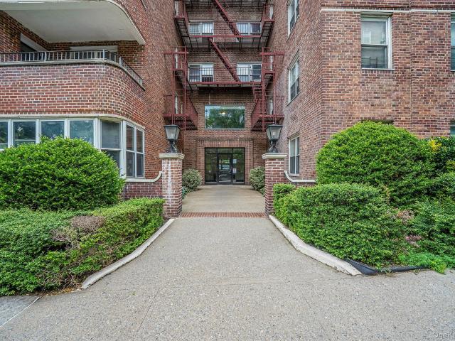 67 66 th Street, Unit D/3