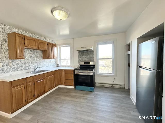 67 6th St, Unit 1, Norwich, CT 06360 | MLS #24147 | Compass