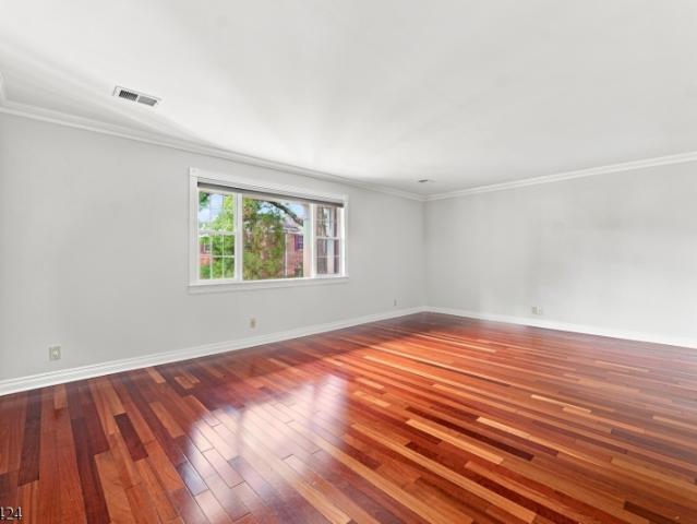 67 75 New England Ave71D # 71d