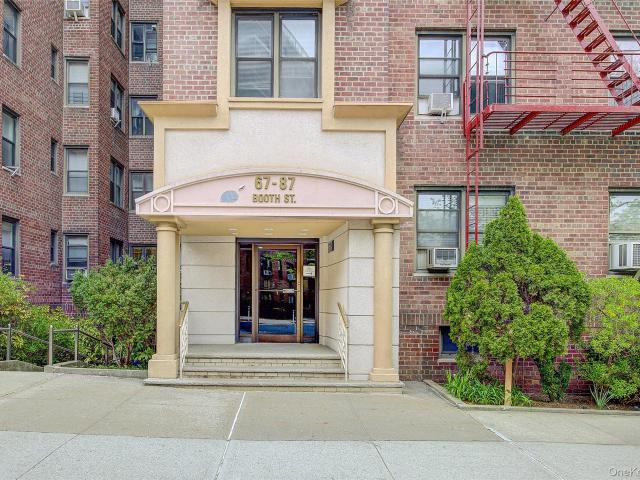 67 87 Booth Street 6J