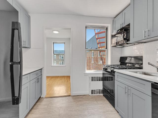 67 10 th Street, Queens, NY