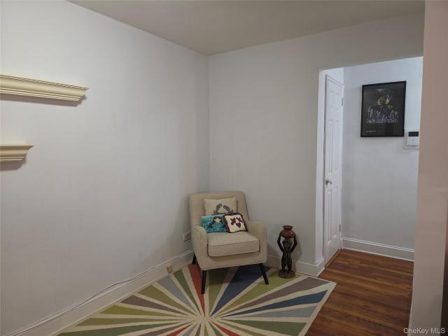 67 12 Yellowstone Boulevard B15