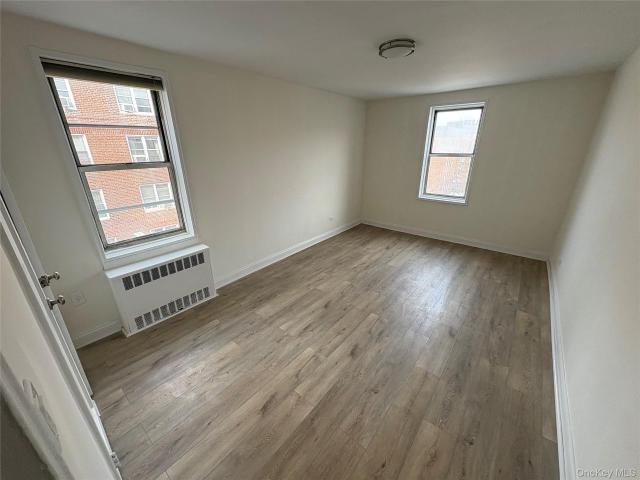 67 12 Yellowstone Boulevard F6