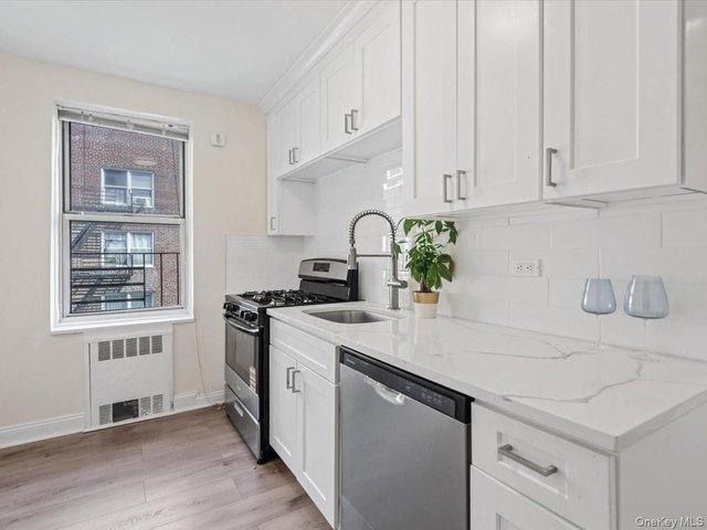 67 12 Yellowstone Blvd Unit F6, Forest Hills, NY 11375