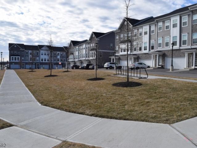67 Veterans Way