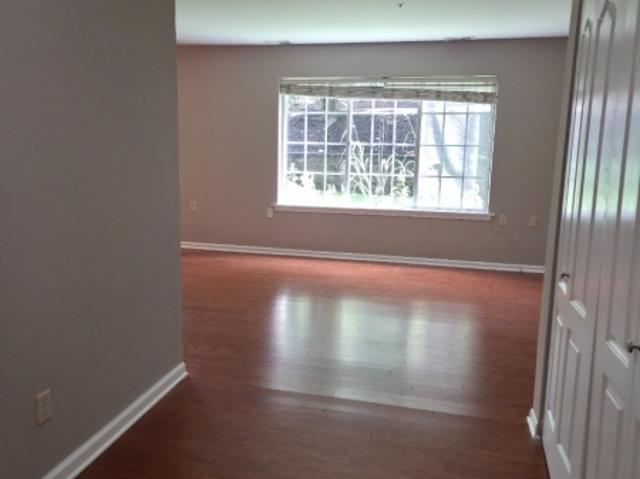 67 Village Dr # 67
