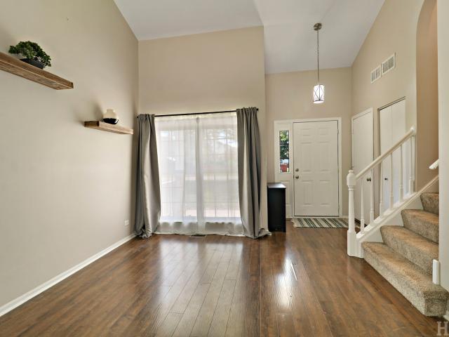 67 W Rustic Lane