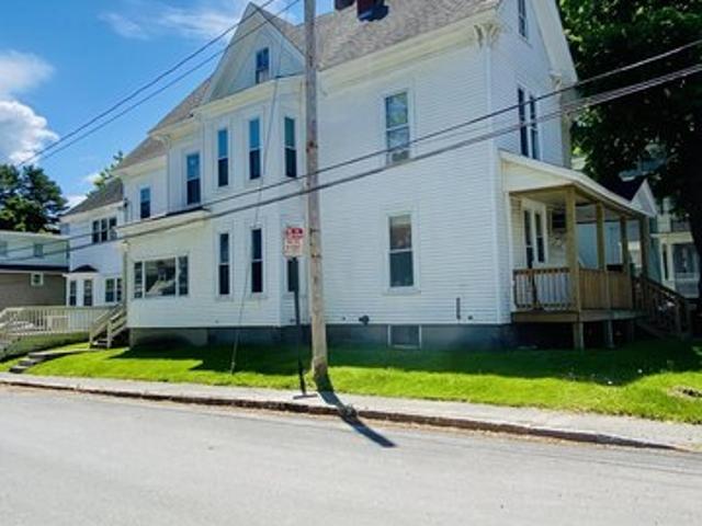 67 Wood St, Lewiston, ME 04240