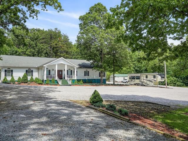 67 Woodlands Ct