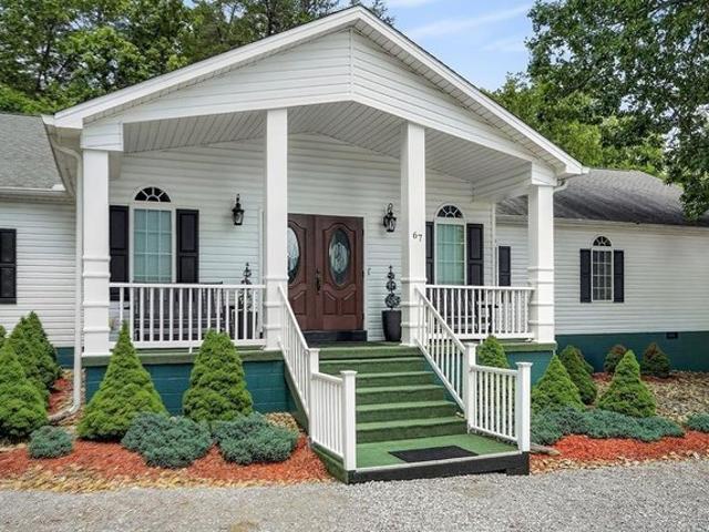 67 Woodlands Ct, Crossville, TN 38571