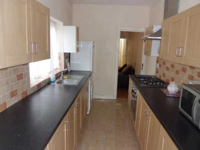 67 Alton Road, B29 7DX 4 bed house to rent £1,560 pcm £360 pw