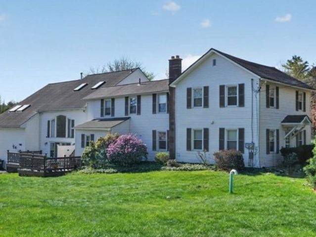 67 Amherst Rd Unit 67, South Hadley, MA 01075
