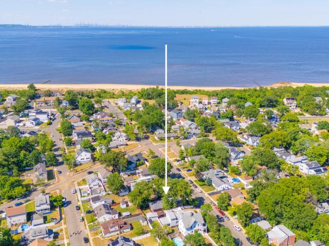 67 Beacon Boulevard