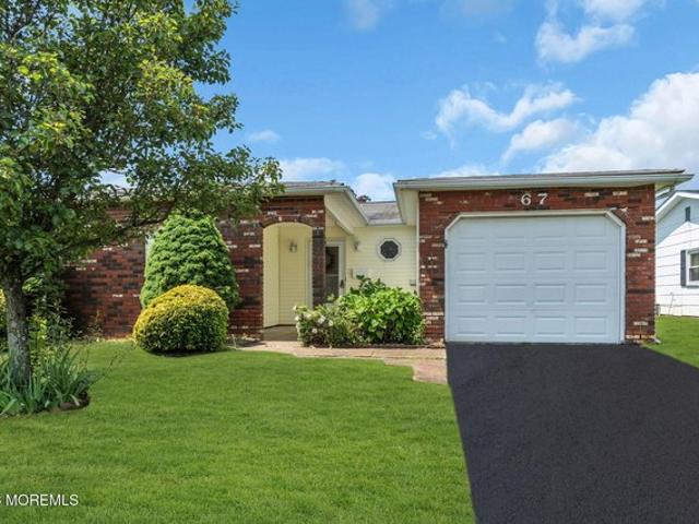 67 Blake Cir, Brick, NJ 08724