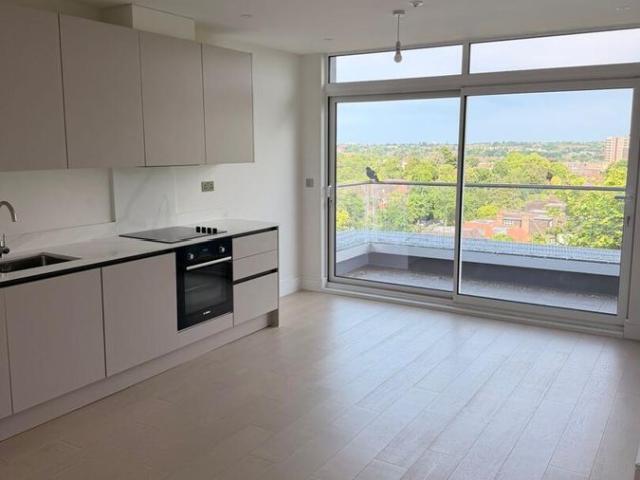 67 Brampton Grove, London NW4, 2 bed property to rent, £2,200 pcm | PrimeLocation