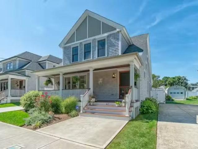 67 Caswell St, Narragansett, RI 02882 MLS 1382999