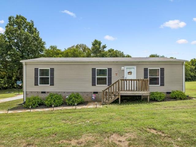 67 Duncan Rd, Hartsville, TN 37074