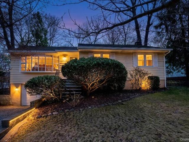 67 Duell Rd, White Plains, NY 10603