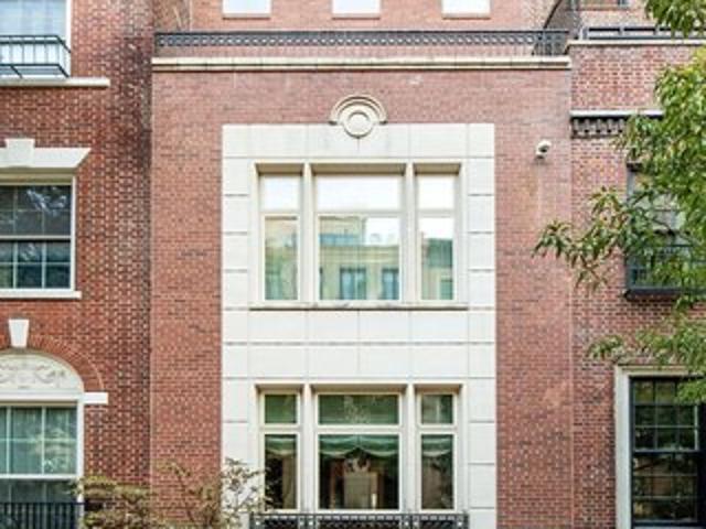 67 E 82nd St, Manhattan, NY 10028