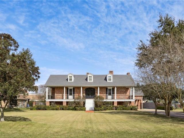67 Elmwood Drive