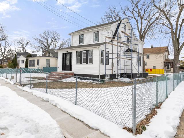 67 Ellison Ave, Freeport, NY 11520 | MLS #975041 | Compass
