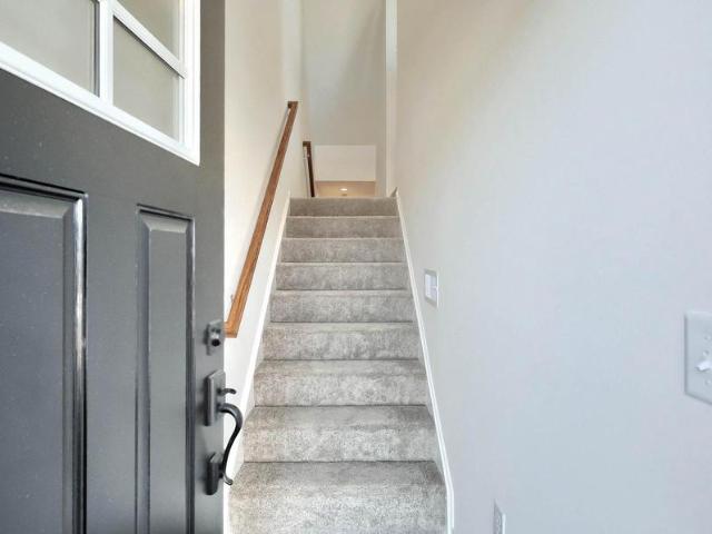 67 Glenn View