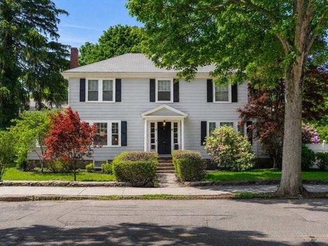 67 Humphrey St Unit 1, Marblehead, MA 01945