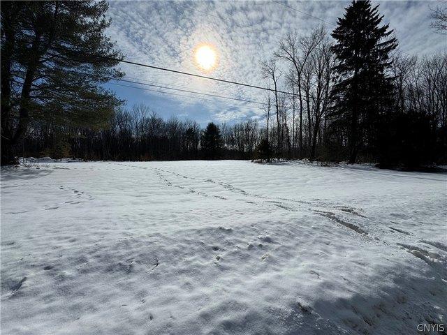 67 Jacobson Dr, Parish, NY 13131