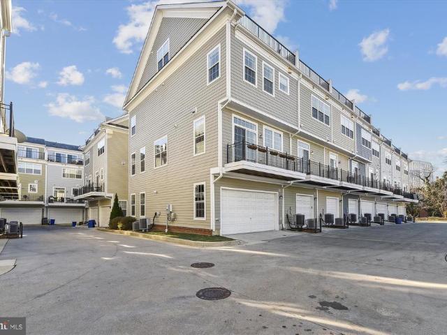 67 Linden Place