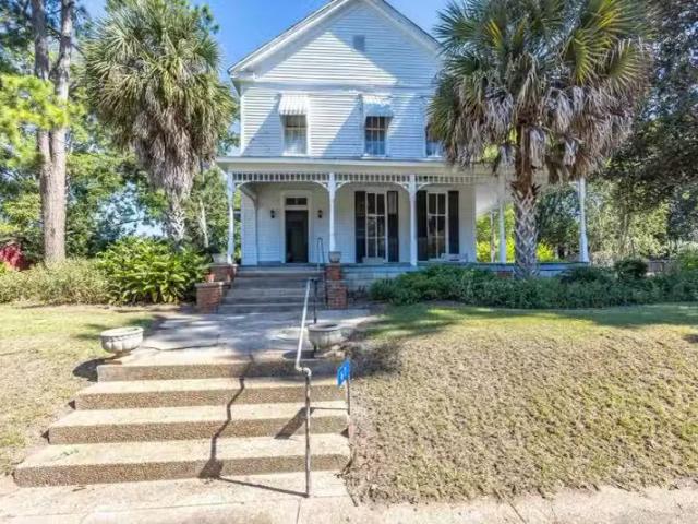 67 MAIN ST, LUMPKIN, GA 31815 Single Family Residence For Sale.