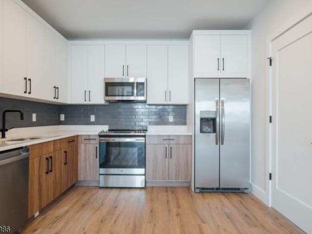 67 Martin Luther King Jr B Unit 103, Newark City, US, NJ