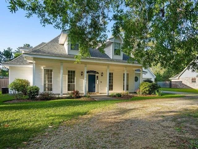 67 N Dogwood Dr, Covington, LA 70433
