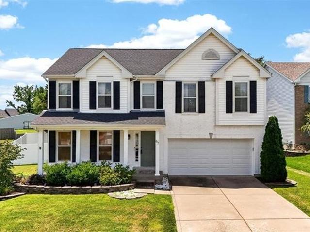 67 Old Chesapeake Dr, Wentzville, MO 63385