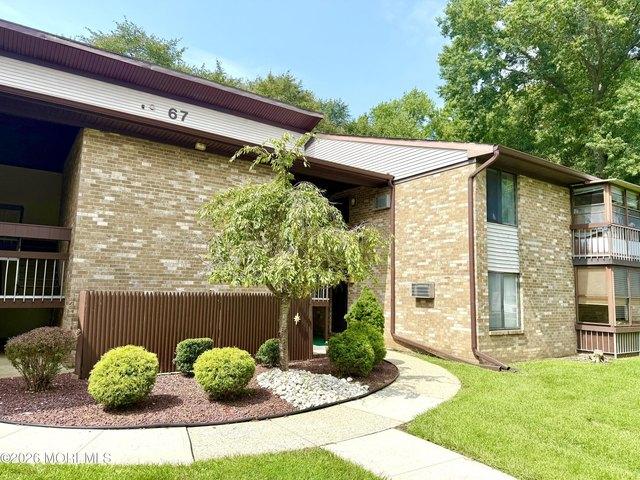 67 Overlook Way Unit H, Manalapan, NJ 07726