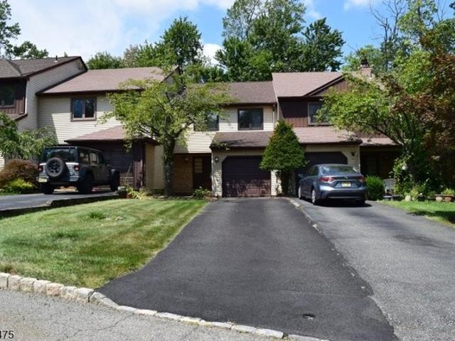 67 Patriots Rd, Parsippany Troy Hills Township, NJ 07950