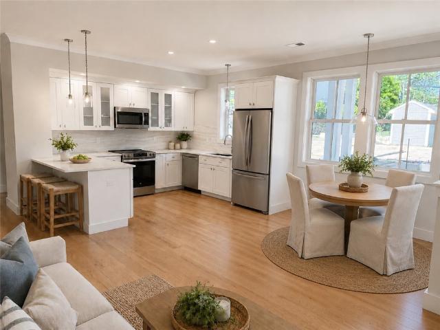 67 Queen Street 4B