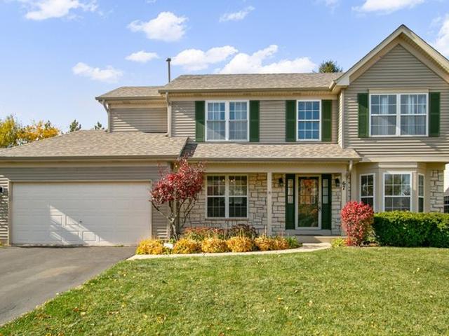 67 Raven Dr, Aurora, IL 60506
