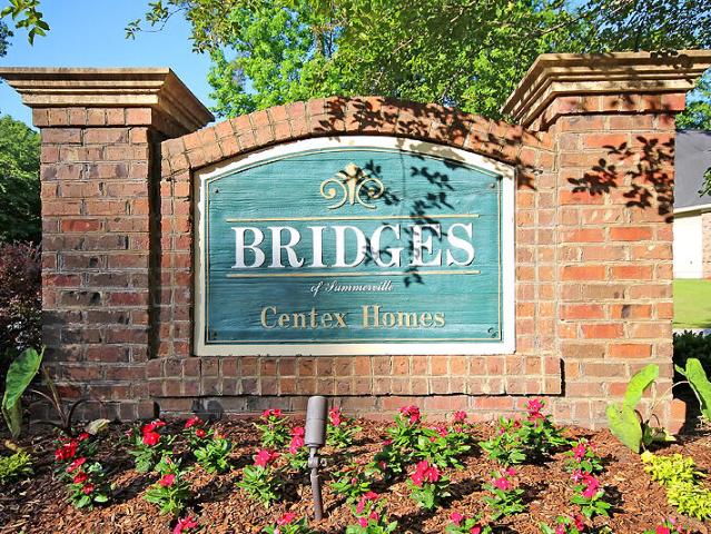 67 Regency Oaks Dr, Summerville, SC 29485 | MLS #26009