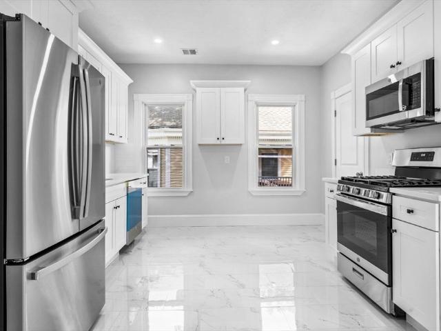 67 Romsey St 3, Boston, MA